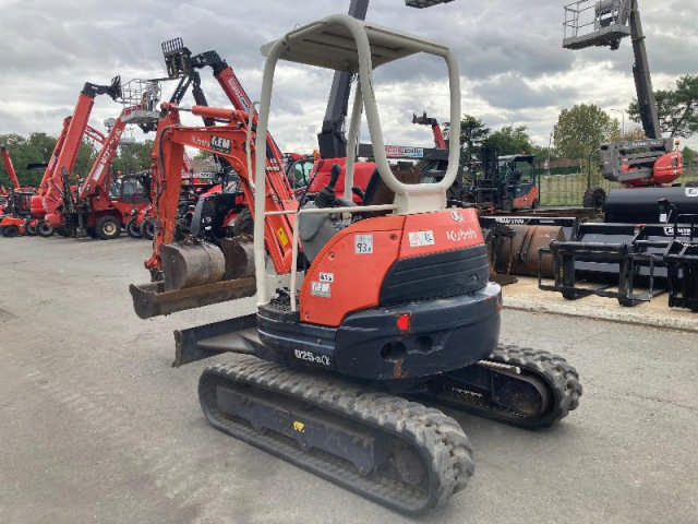 mini-pelle d'occasion KUBOTA U 25-3 - GEM Manutention
